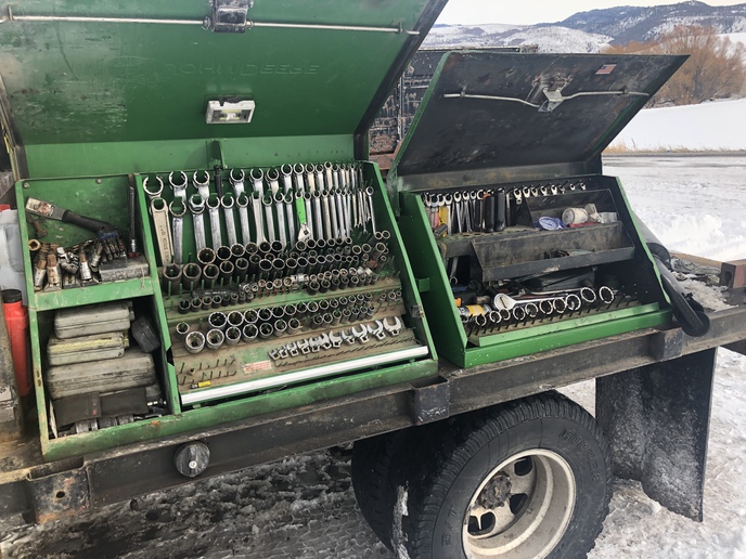 John deere triangle tool box store