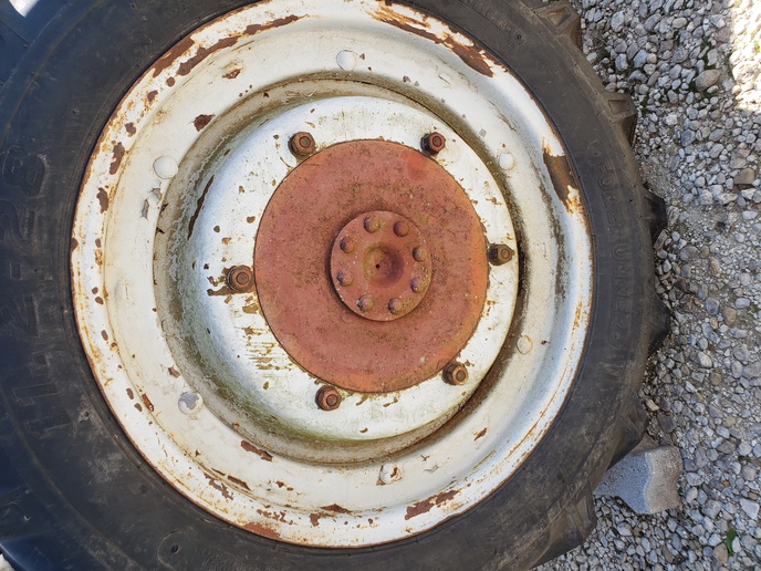 2N rear wheels | Yesterday's Tractors Forums