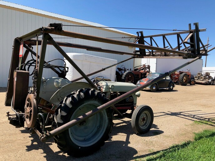 8N ford with a Farmhand loader? | Yesterday's Tractors Forums