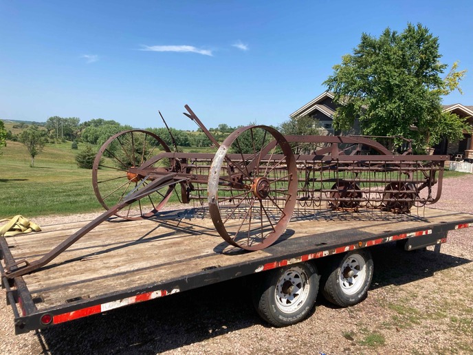 IH side delivery hay rake identification, care, and use | Yesterday's ...