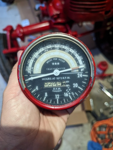 Mf35 diesel deluxe tachometer | Yesterday's Tractors Forums