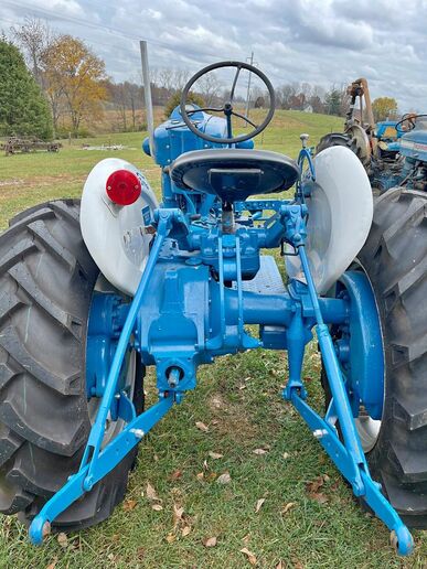 Ford 2000 Offset vs 2000 High Crop Offset | Yesterday's Tractors Forums