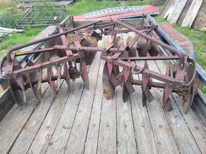 Old drag disk wooden bearings? | Yesterday's Tractors Forums