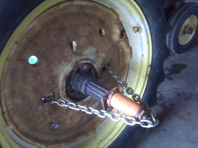 How to move wheels in on 1950 A | Yesterday's Tractors Forums