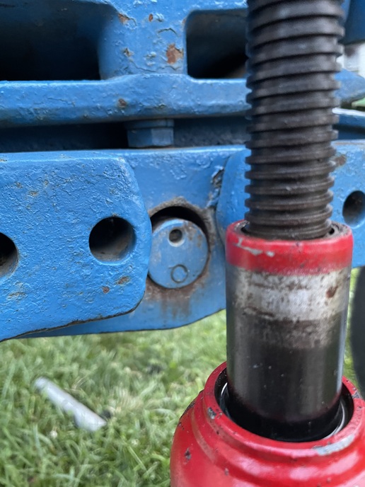 Ford 4200 wide front | Yesterday's Tractors Forums