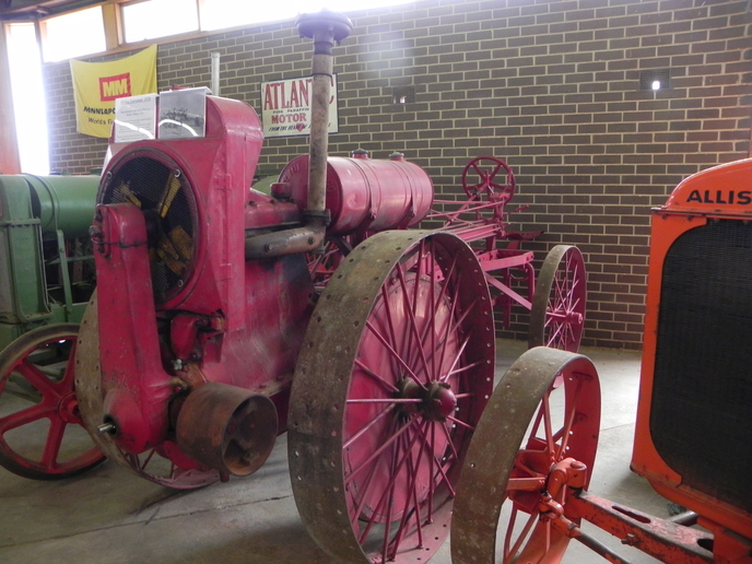 Wednesday Tractor | Yesterday's Tractors Forums