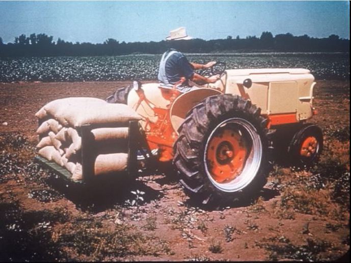 Case 300 round nose tractors | Yesterday's Tractors Forums