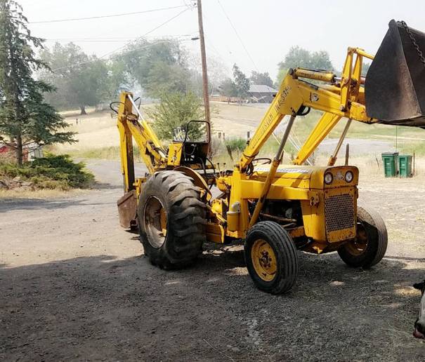 MF 200 loader mounting problem | Yesterday's Tractors Forums