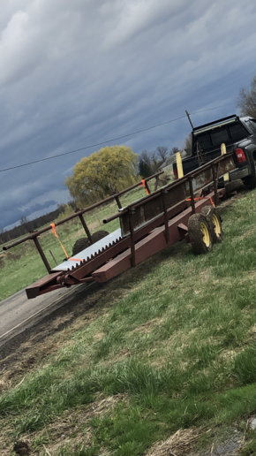 IH or NH 50 self loading round bale wagon | Yesterday's Tractors Forums