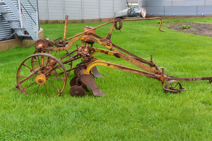 Identify: Lister Planter | Yesterday's Tractors Forums