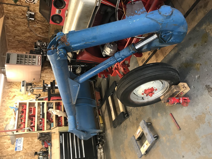 Ford 711 loader | Yesterday's Tractors Forums