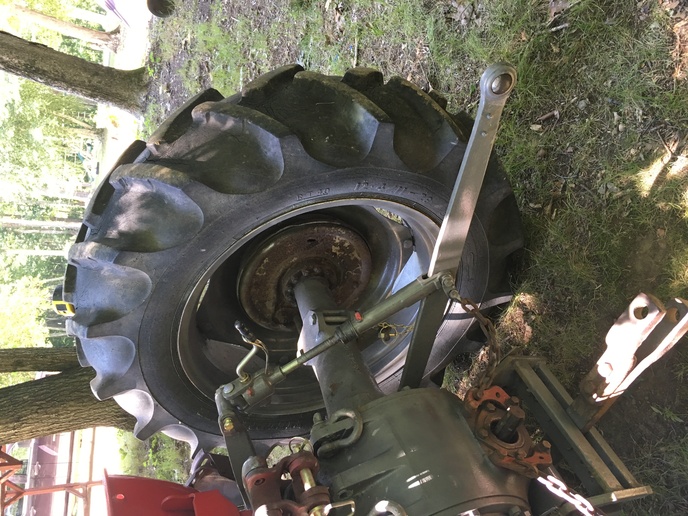 MF35 lift arm height. | Yesterday's Tractors Forums