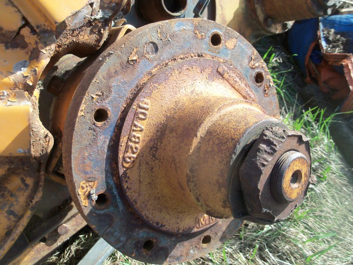 Rear wheel hub..... | Yesterday's Tractors Forums