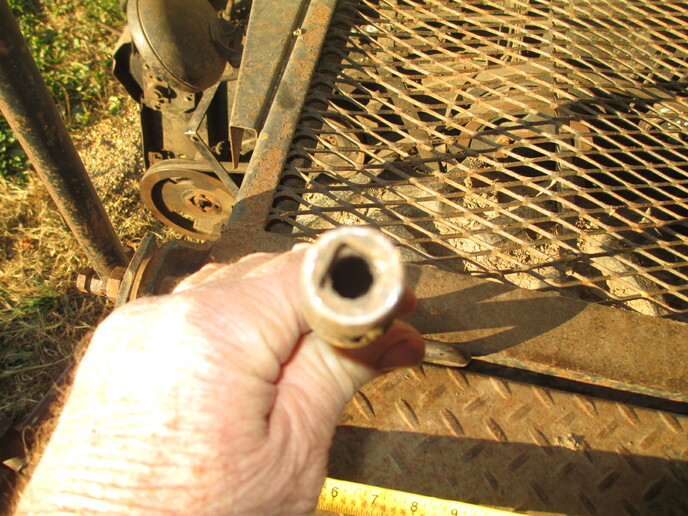 Gleaner header latch tool | Yesterday's Tractors Forums