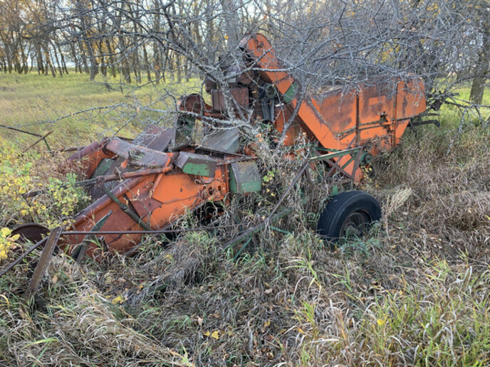 Case Pull Type Combine | Yesterday's Tractors Forums