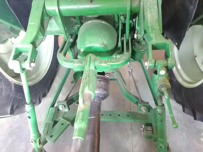 770 power traction hitch | Yesterday's Tractors Forums